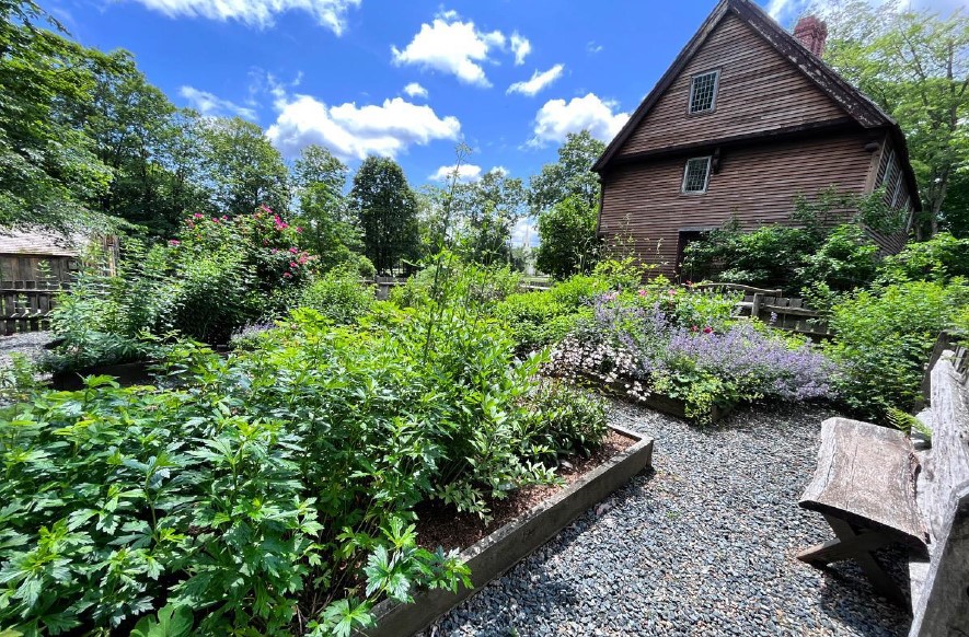 The Priscilla Capen Herb Garden at the Parson Capen House | Stockbridge ...